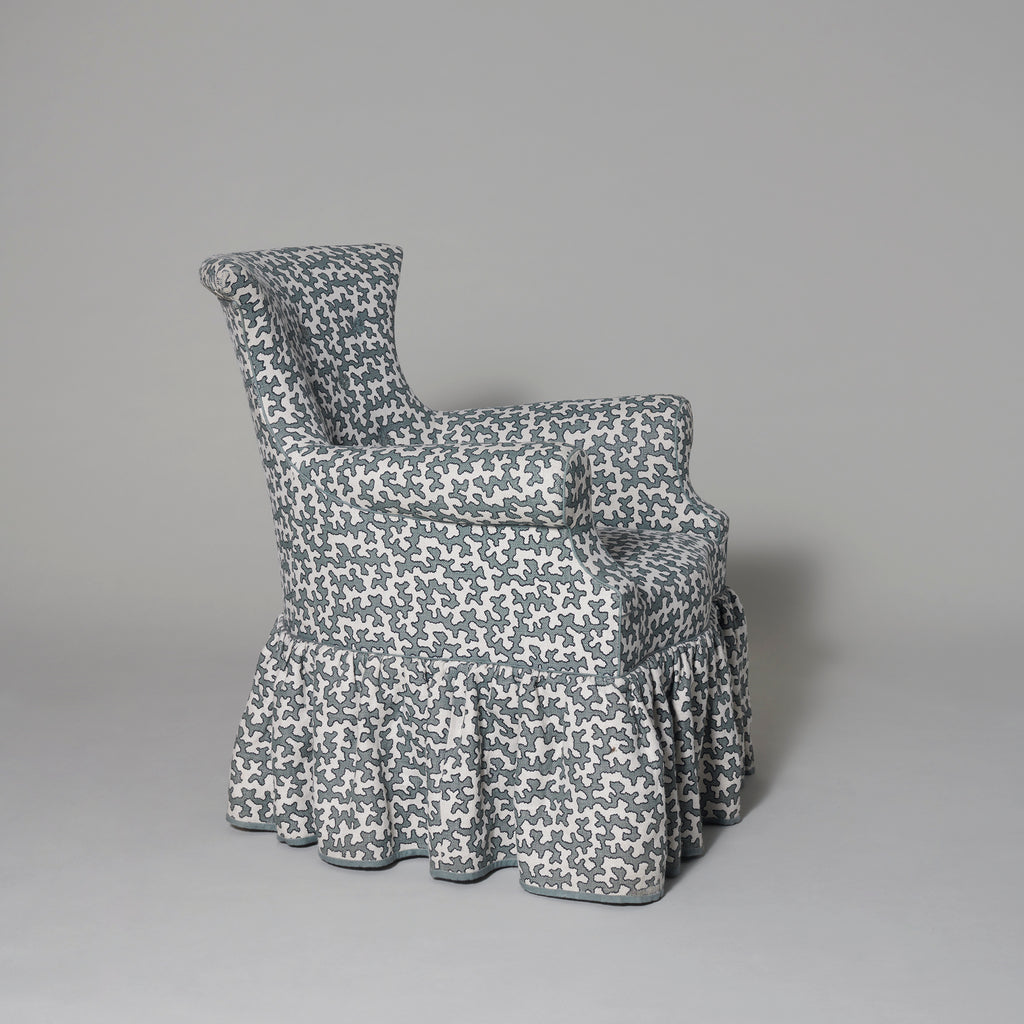 THE AVERY ARMCHAIR – Sibyl Colefax & John Fowler